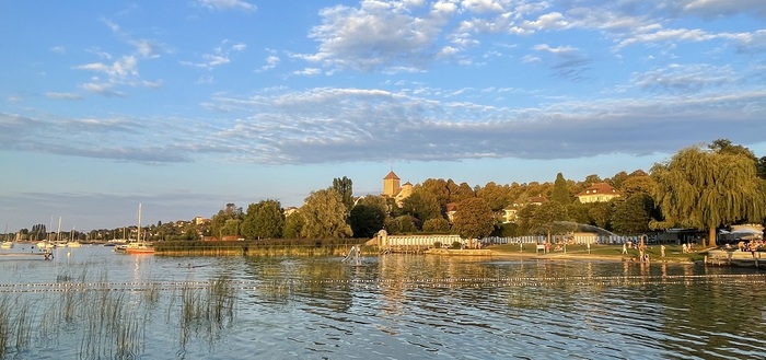 Schwimmbad Murten: Hallen-, Frei- und Strandbad